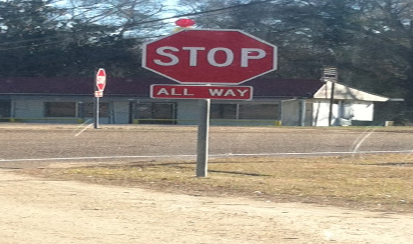 New 3 way Stop - MageeNews.com
