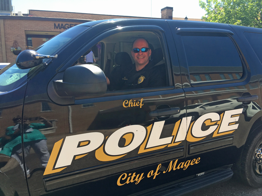 Magee PD Helps Save a Life - MageeNews.com