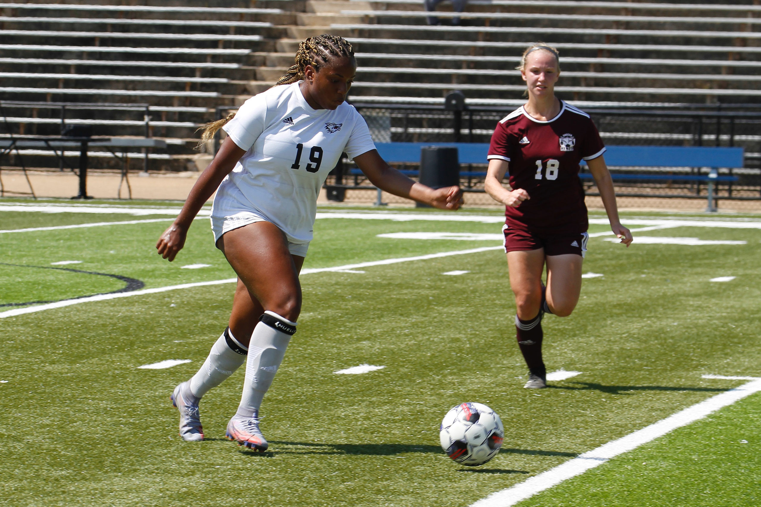 Lady Wolves Beat Lady Eagles for Conference Opening Win - MageeNews.com