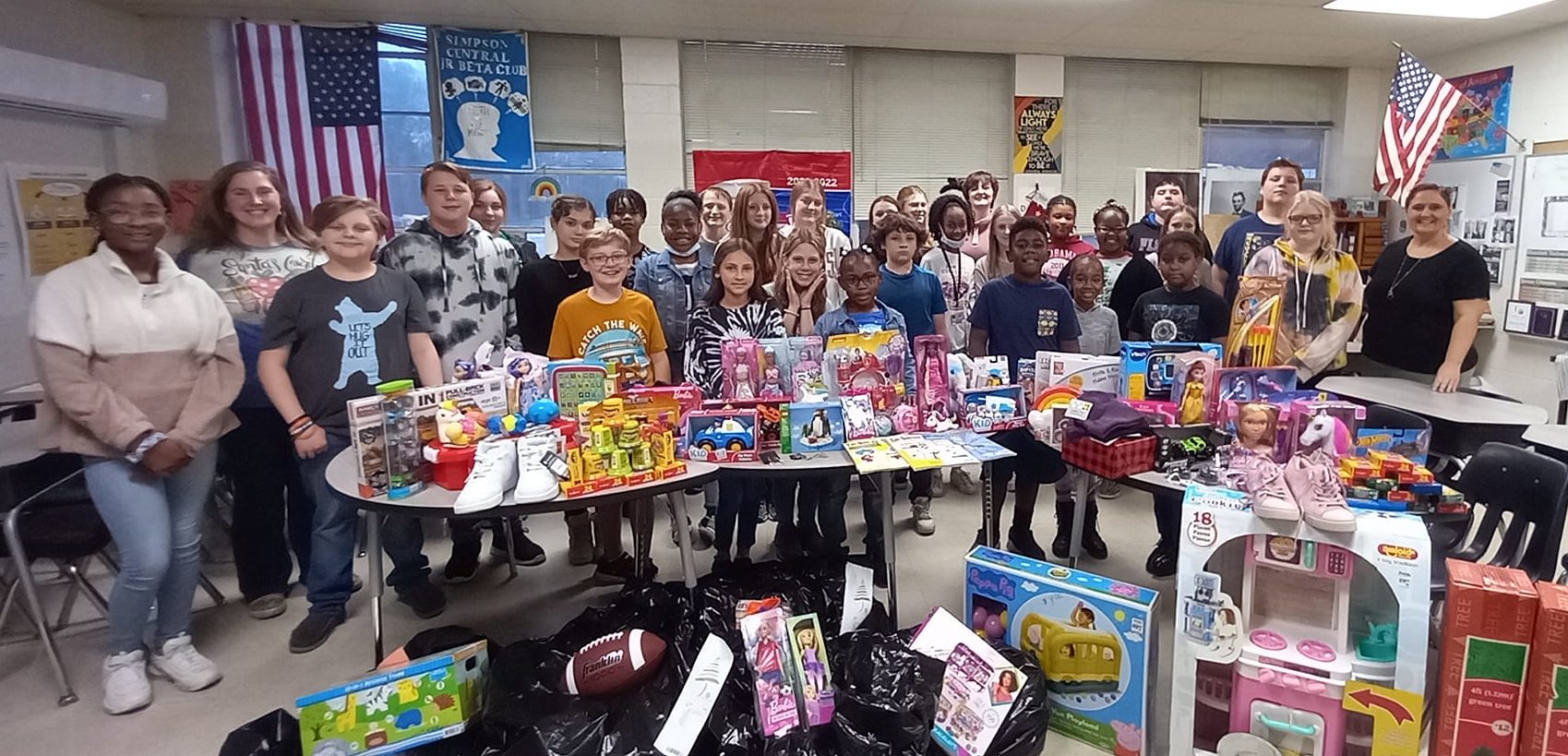 SCS Beta Club Volunteers with Salvation Army during Holiday Season ...