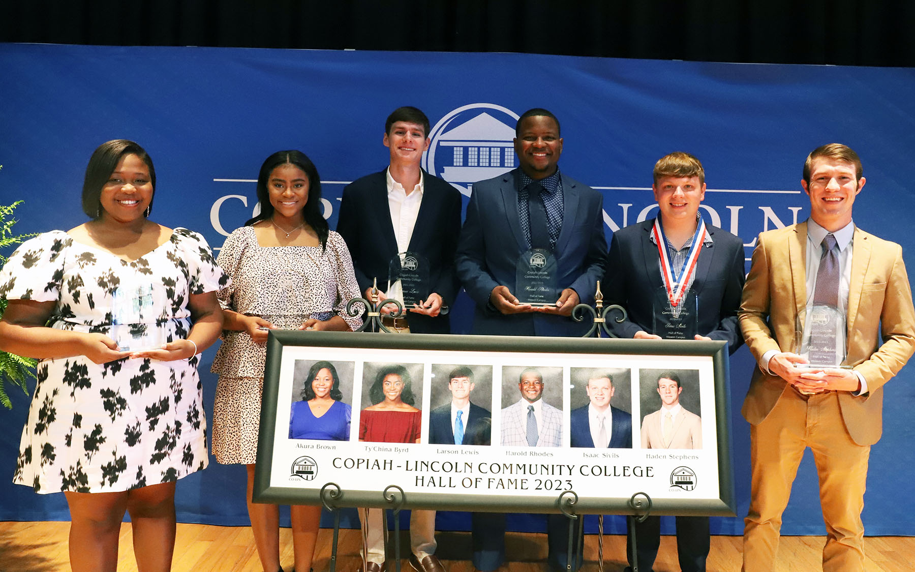 Six outstanding students named to Co-Lin Hall of Fame - MageeNews.com