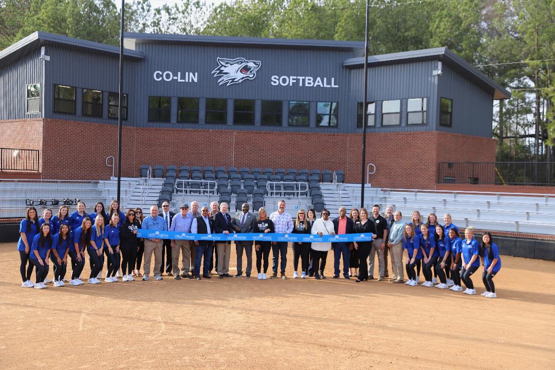 Co-Lin holds ribbon cutting for new softball facility - MageeNews.com