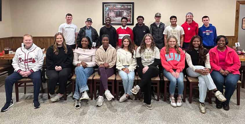 Simpson County FCA Student Leaders Gather for Fellowship Lunch ...
