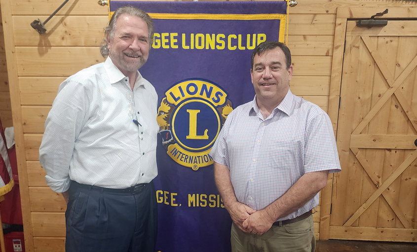 State Senator Andy Berry Addresses Magee Lions Club - MageeNews.com